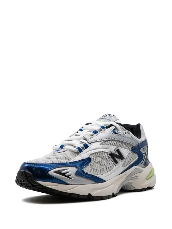 NEW BALANCE 725v1 Sneakers - Grey