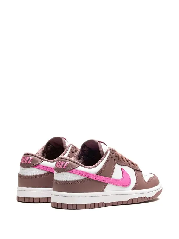 Nike Dunk Low Sneakers - Brown