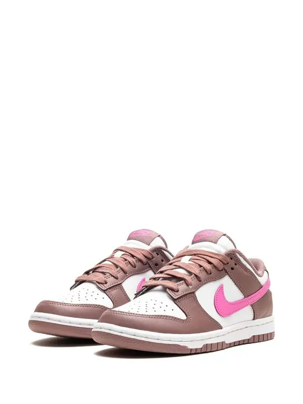 Nike Dunk Low Sneakers - Brown