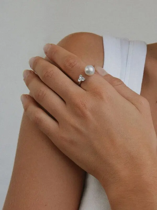 AUTORE MODA Saskia Pearl-embellished Ring - Silver