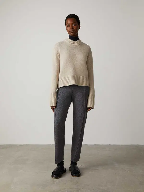 LISA YANG Sony Crewneck Cashmere Sweater
