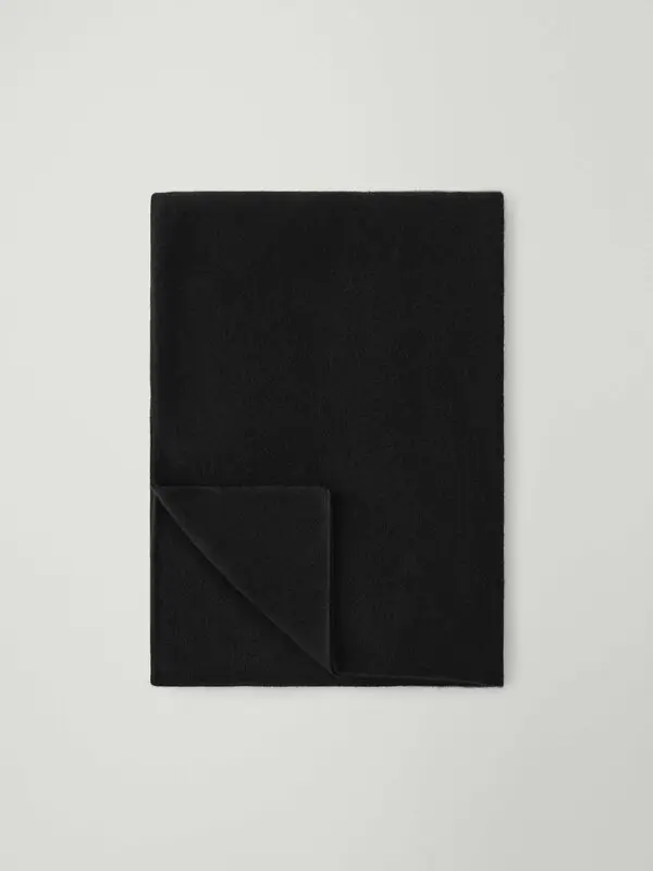 LISA YANG Paris Scarf - Black