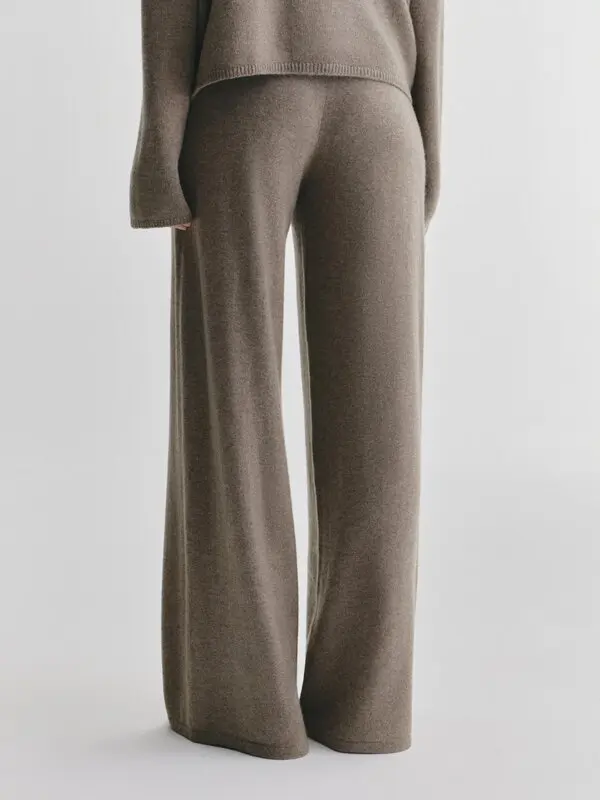 LISA YANG Sofi Cashmere Trousers - Truffle