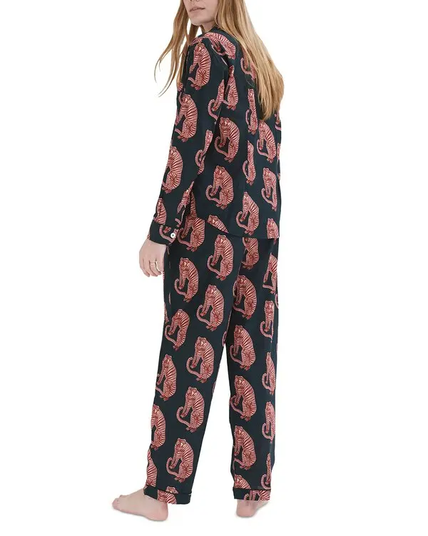 Desmond & Dempsey Tiger Print Pajama Set