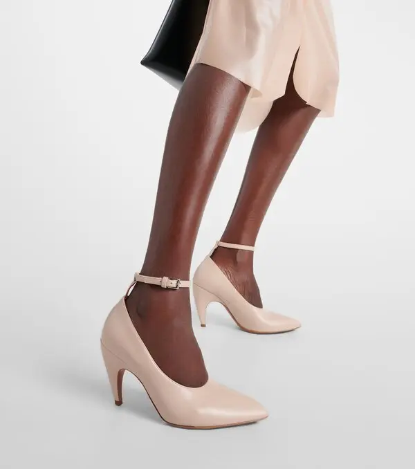 Alaïa Shark Leather Pumps - Beige