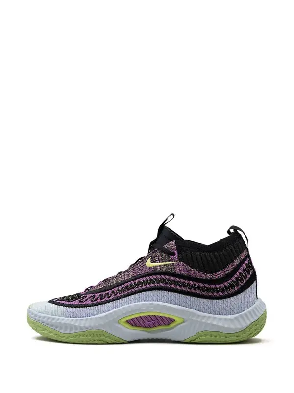 Nike Cosmic Unity 3 Spotlight Sneakers