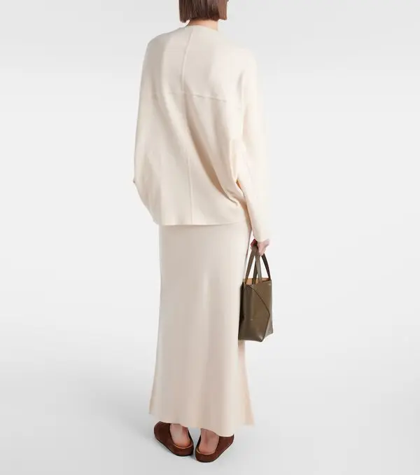 FFORME Oversized Sweater - White