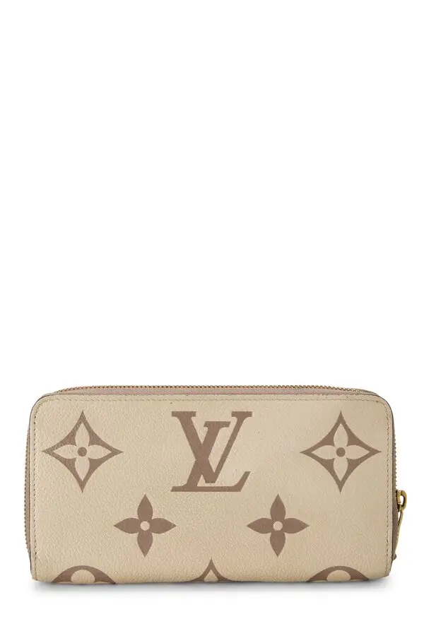 LOUIS VUITTON Giant Monogram Empreinte Zippy Continental - Cream