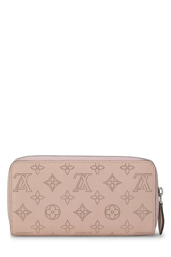 LOUIS VUITTON Monogram Mahina Zippy - Pink