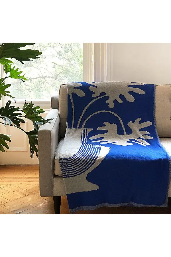 CLAUDIA PEARSON Ebb + Flow Blanket: Vase - Blue