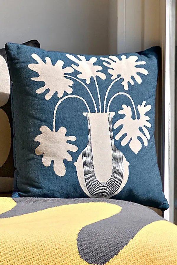 CLAUDIA PEARSON Ebb + Flow Pillow: Vase