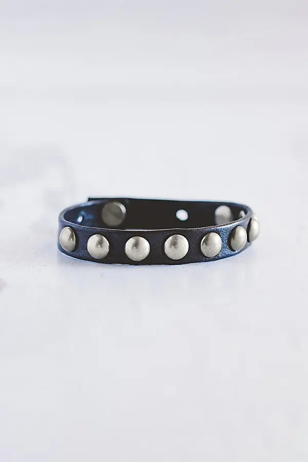 GIVING BRACELETS Brushed Silver Dotty Leather Bracelet - Black