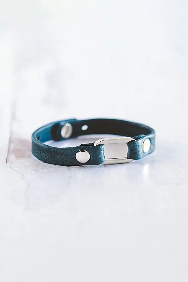 GIVING BRACELETS Mesa Leather Bracelet - Blue Spruce