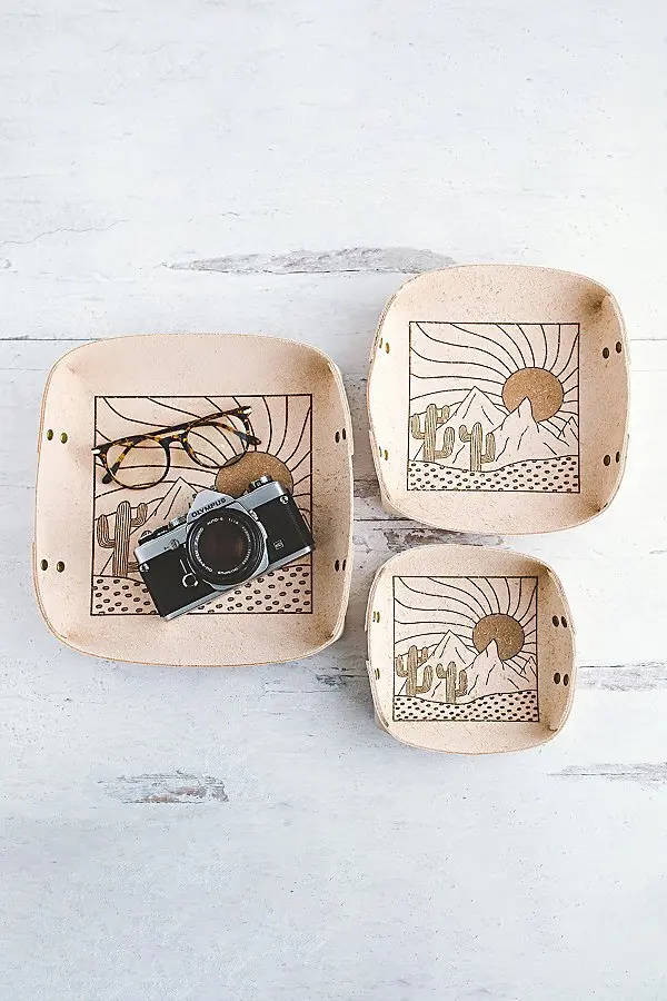 GIVING BRACELETS Leather Catchall Tray With Desert Print