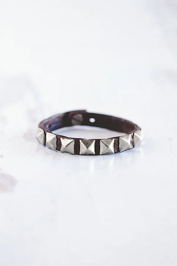 GIVING BRACELETS Brushed Silver Rockstar Leather Bracelet - Chocolate Brown