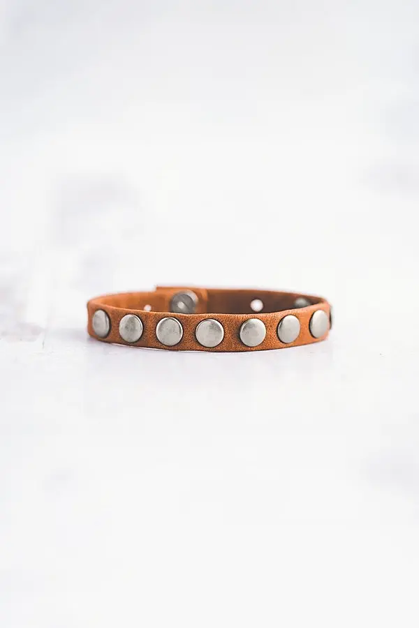 GIVING BRACELETS Brushed Silver Tribe Leather Bracelet - Rustic Brown