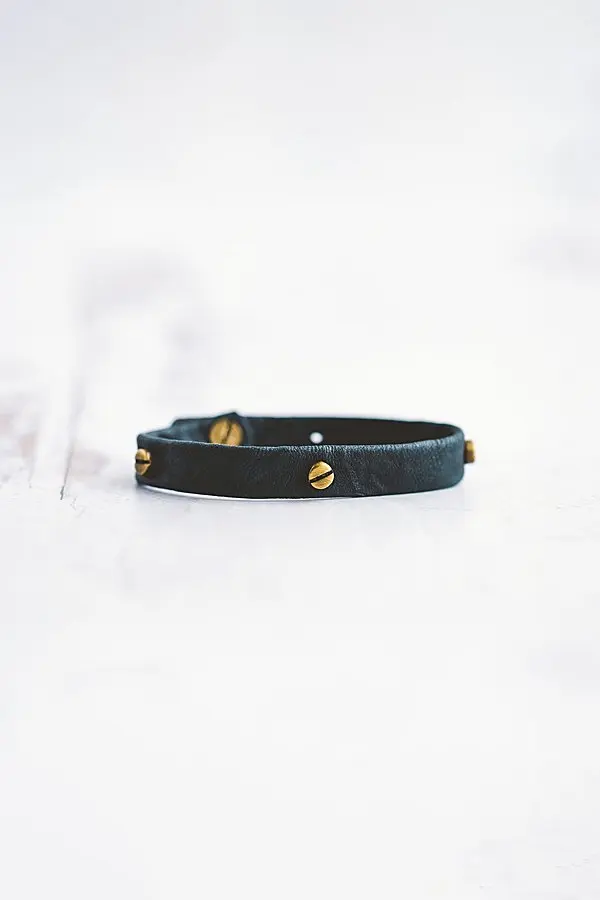 GIVING BRACELETS Connected Leather Bracelet - Blue Spruce
