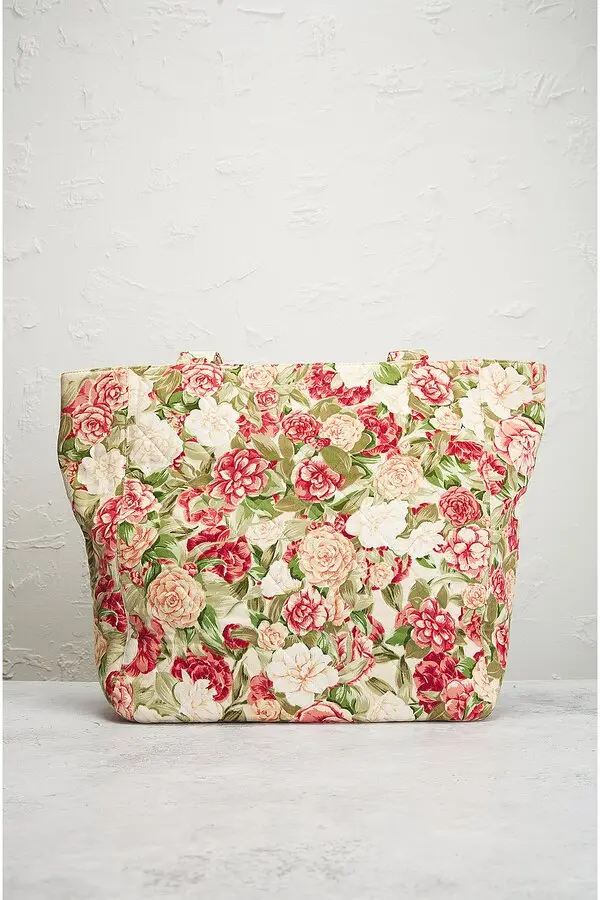 Chanel Cc Flower Mark Tote Bag