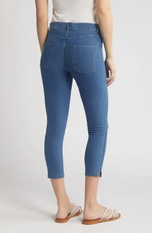 Hue Side Slit Pull-on Denim Capri Leggings - Medium Wash