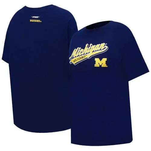 PRO STANDARD Michigan Wolverines Script Tail Oversized Boyfriend T-shirt