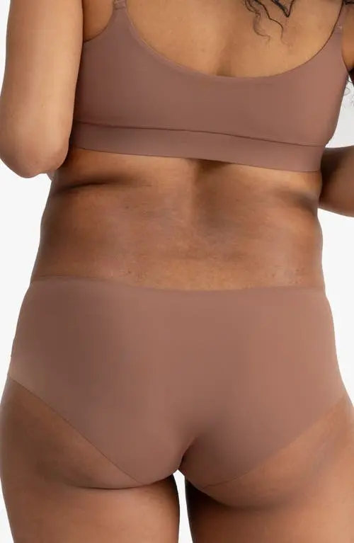 Uwila Warrior Soft Seamless Briefs - Toffee