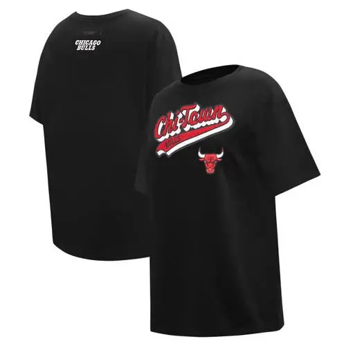 PRO STANDARD Chicago Bulls Script Boyfriend T-shirt