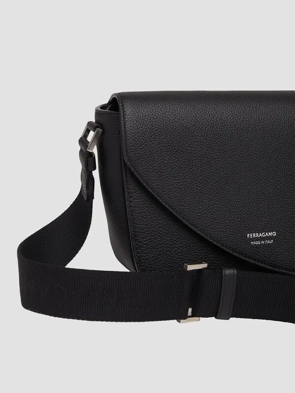 FERRAGAMO Fiamma Leather Shoulder Bag