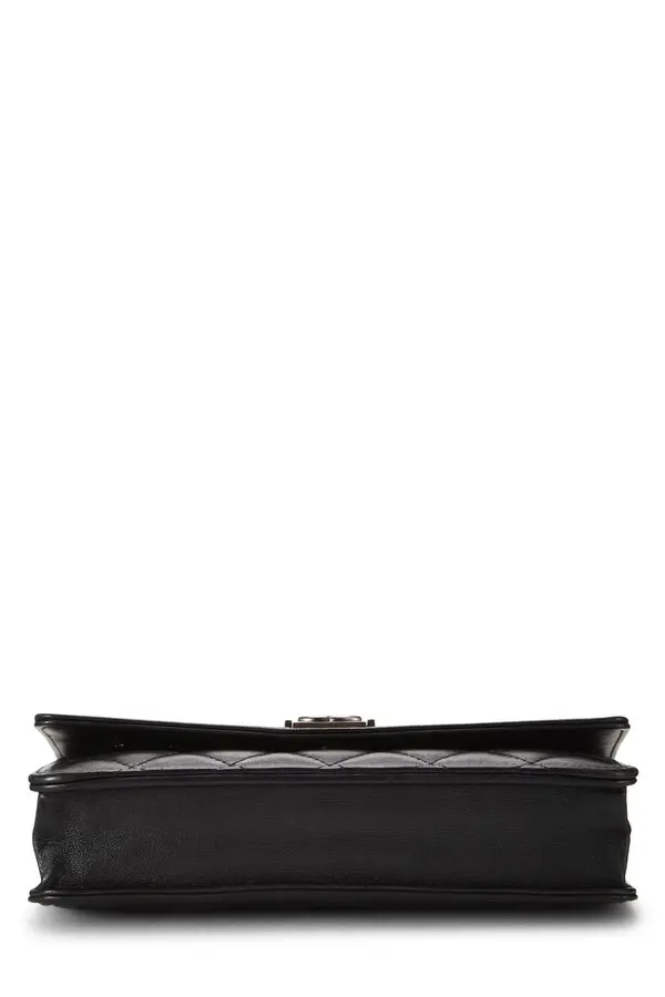Chanel Quilted Lambskin Wallet On Chain - Black