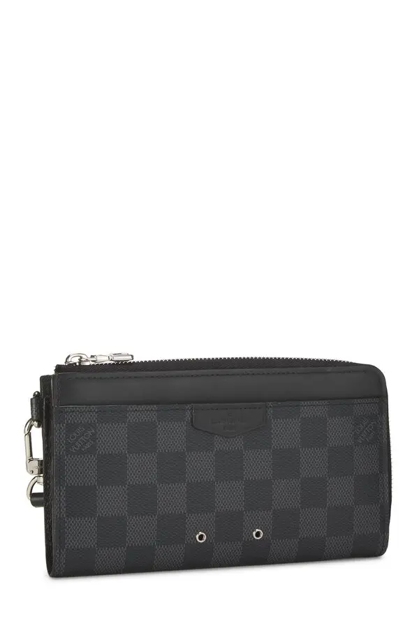 LOUIS VUITTON Damier Graphite Zippy Dragonne