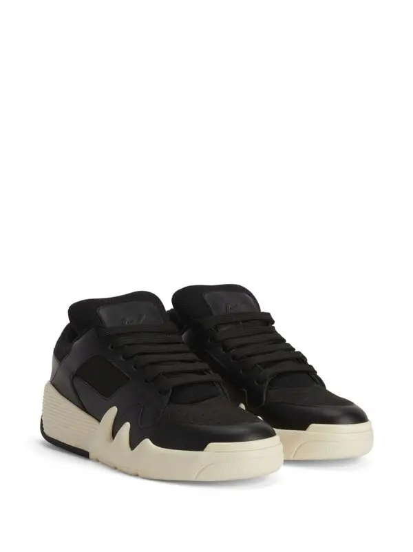 GIUSEPPE ZANOTTI Talon Chunky Low-top Sneakers - Black