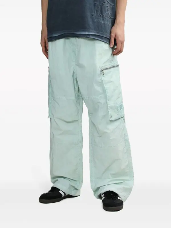 Izzue Logo-embroidery Crinkled Cargo Trousers