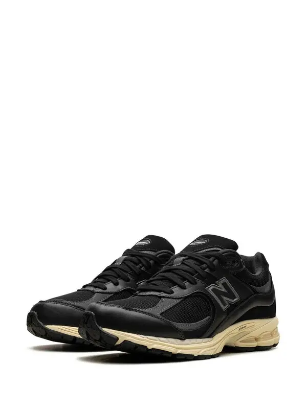 NEW BALANCE M2002r Sneakers - Black