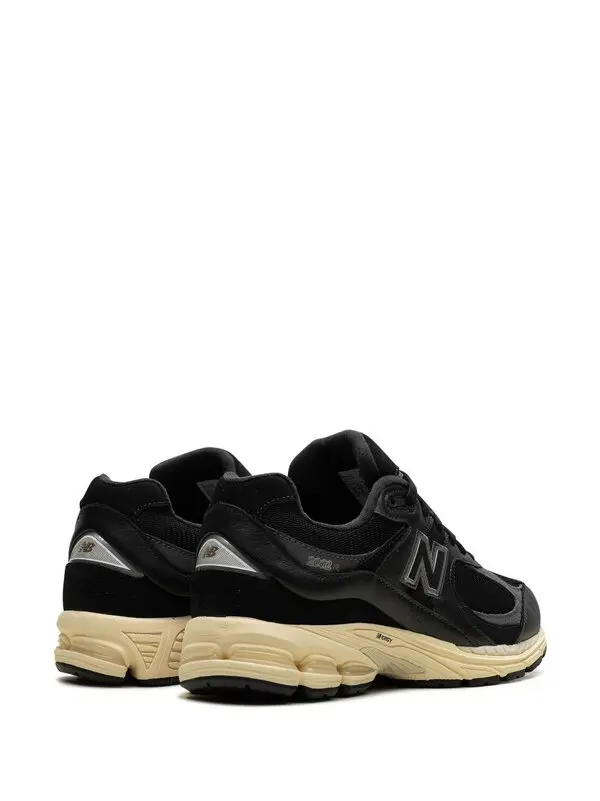 NEW BALANCE M2002r Sneakers - Black