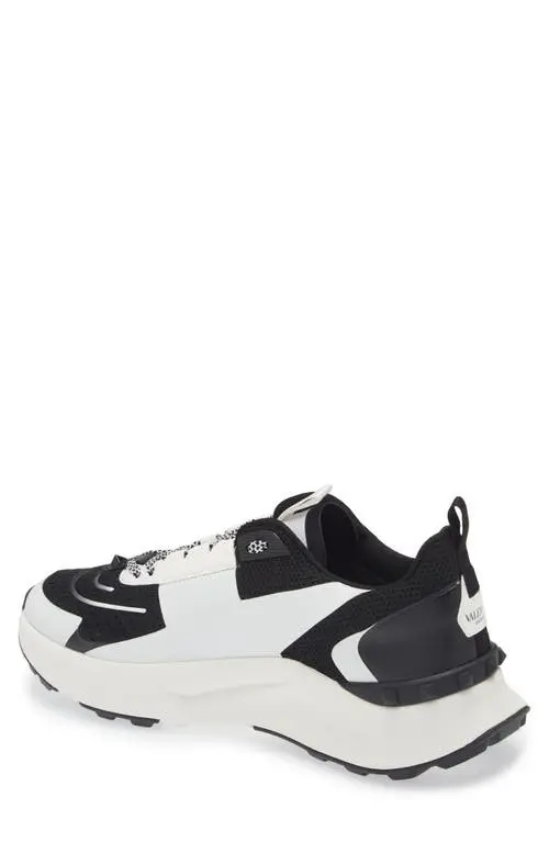 Valentino Garavani Rockstud Knit Sneakers - Nero-bianco