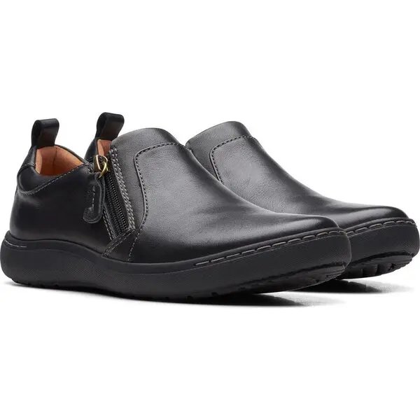 Clarks Nalle Lilac Slip-on Sneaker - Black Leather