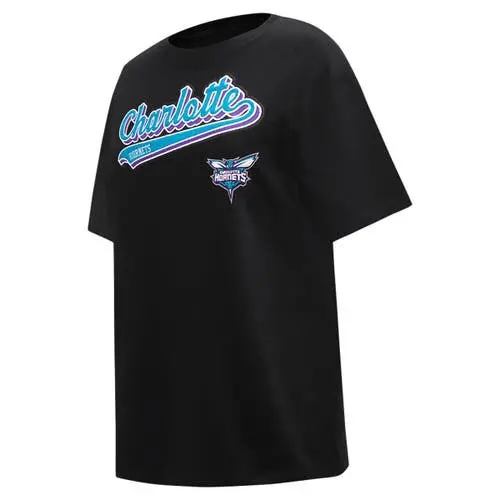 PRO STANDARD Charlotte Hornets Script Boyfriend T-shirt