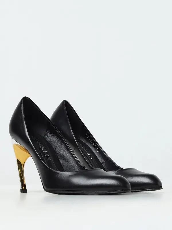 Alexander McQueen Pointed Toe Pumps