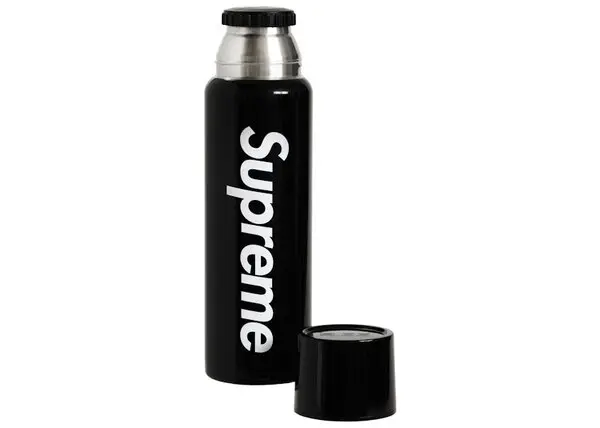 Supreme Sigg Vacuum Insulated 0.75l Bottle