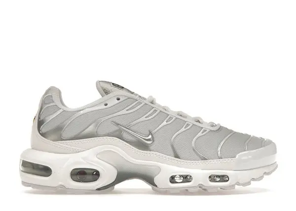 Nike Air Max Plus Sneakers