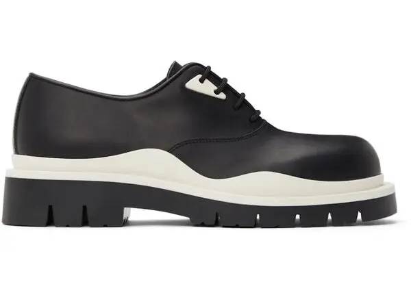 Bottega Veneta Tire Lace-up Shoes