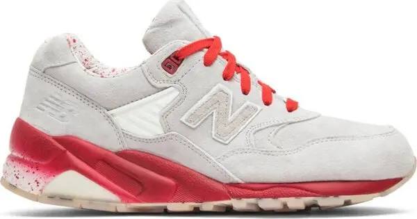 NEW BALANCE 580 Bait Storm Shadowin - White/arashikage Red