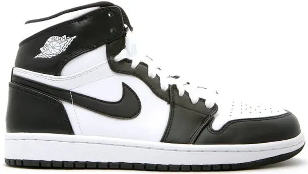 JORDAN 1 Retro High Top Sneakers - White/black