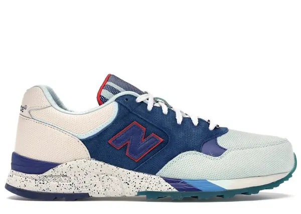 NEW BALANCE 850 Ronnie Fieg Brooklyn Bridgein Sneakers - Light Blue/navy