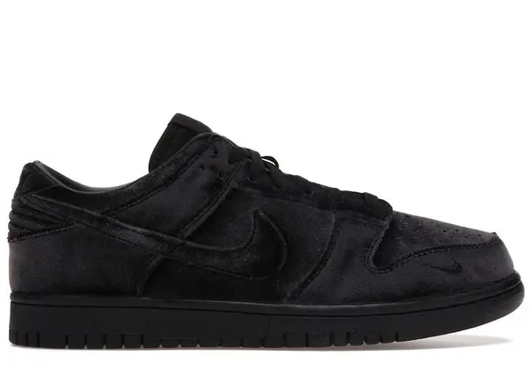 Nike Dunk Low Dover Street Market Triple Velvet Sneakers - Black