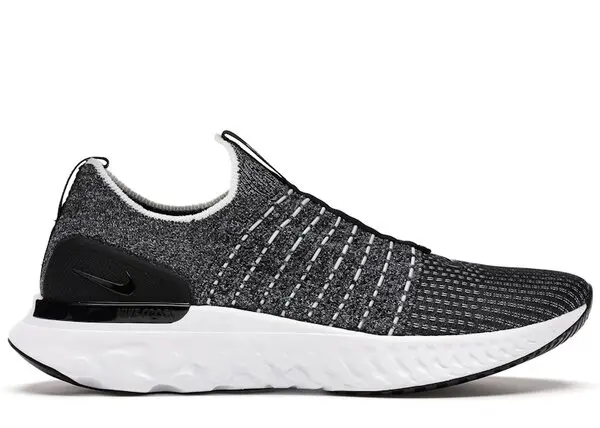 Nike React Phantom Run Flyknit 2 Blendin - Black/white