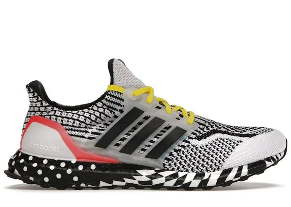 Adidas Ultra Boost 5.0 Dna Patterned Sneakers