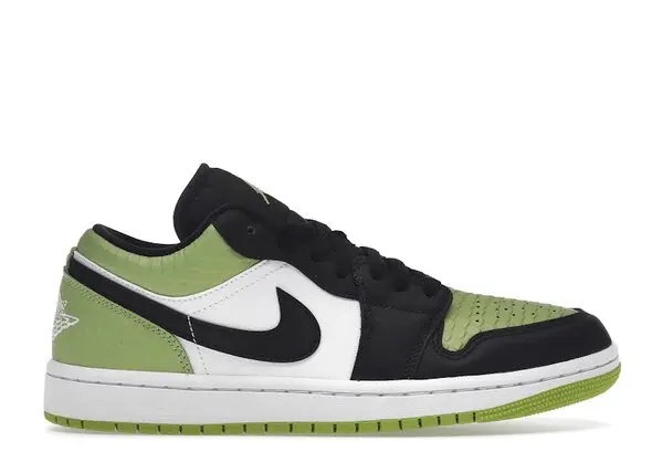 JORDAN 1 Low Snakeskin Sneakers - Vivid Green/black