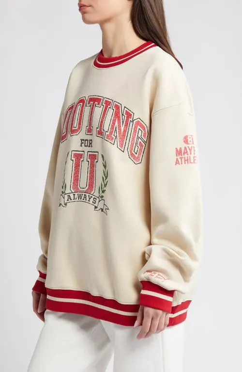 THE MAYFAIR GROUP Rooting For U Graphic Sweatshirt