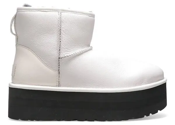 UGG Classic Mini Platform Matte Boot
