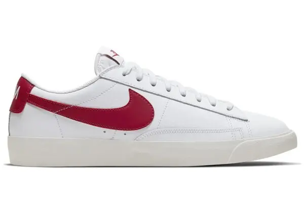 Nike Blazer Low Sneakers